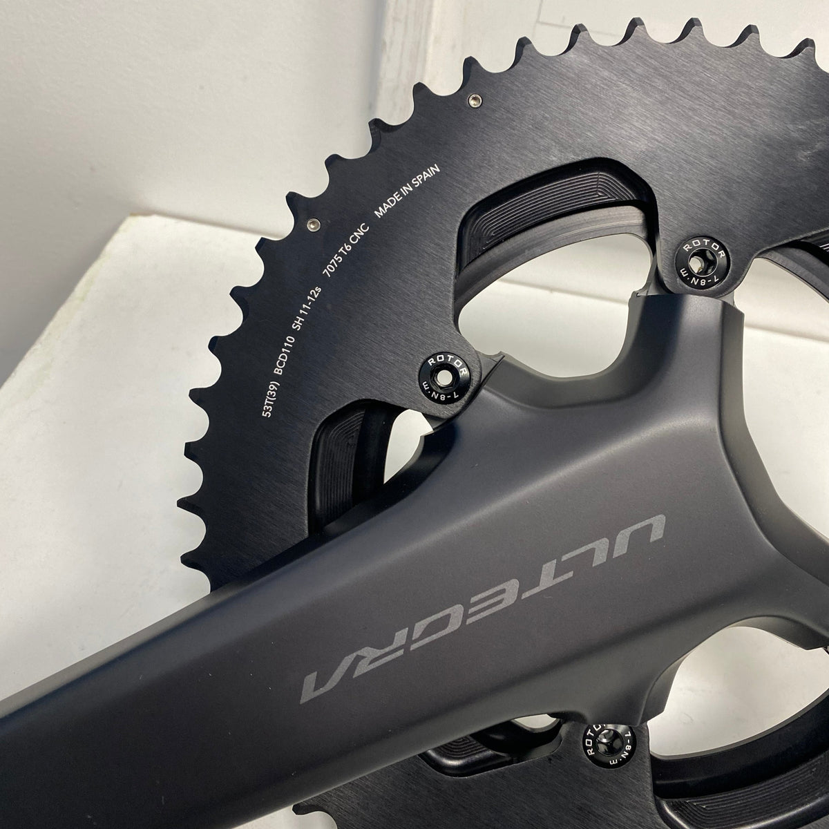 Pédalier SHIMANO ULTEGRA R8100 avec Plateaux Rotor - WeRideOnShop